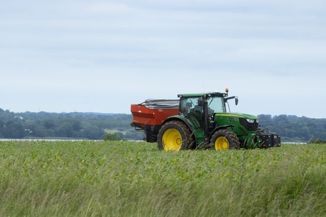 EU farm groups: New commission package on fertiliser 'insufficient ...